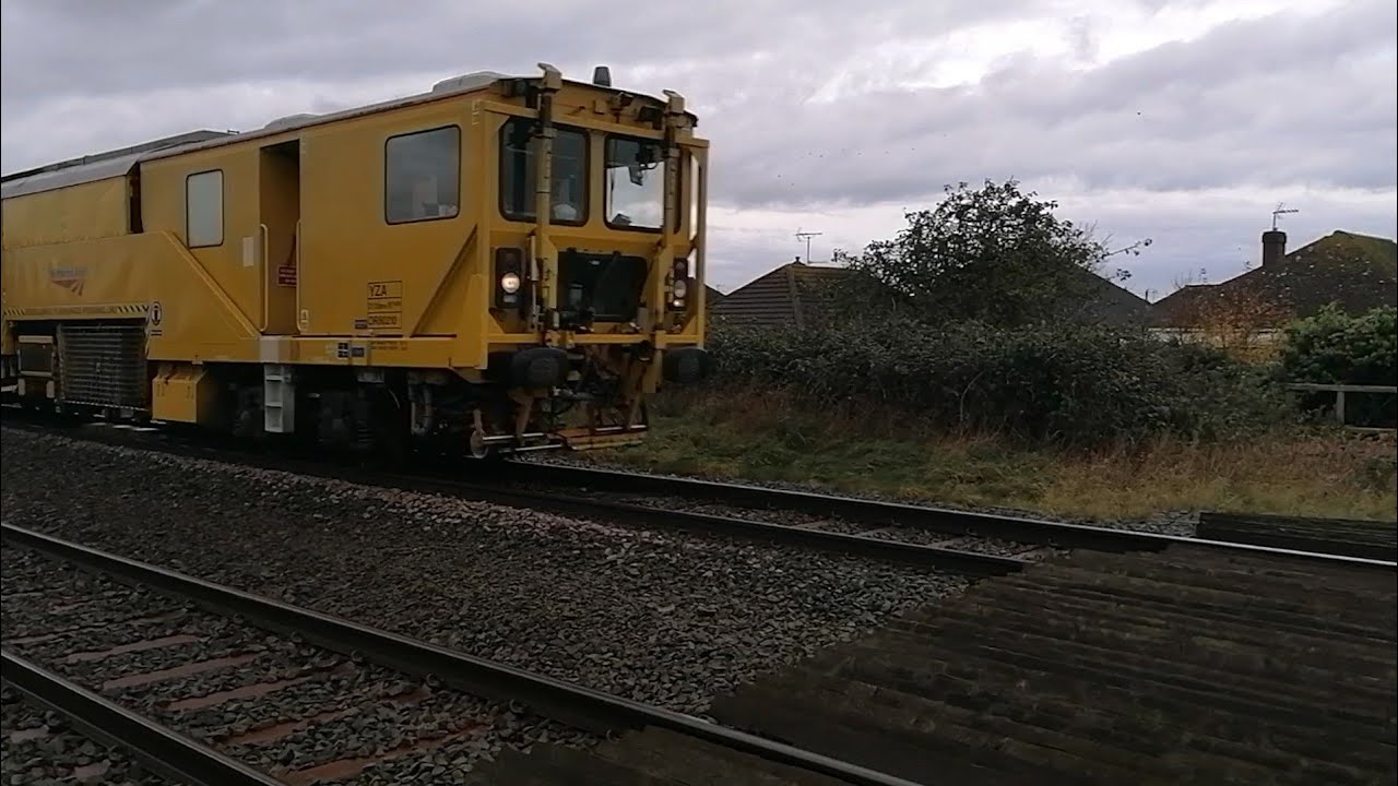 16/11/21 - Network Rail Stoneblower - Rhyl Civil Engineers Sdg to ...
