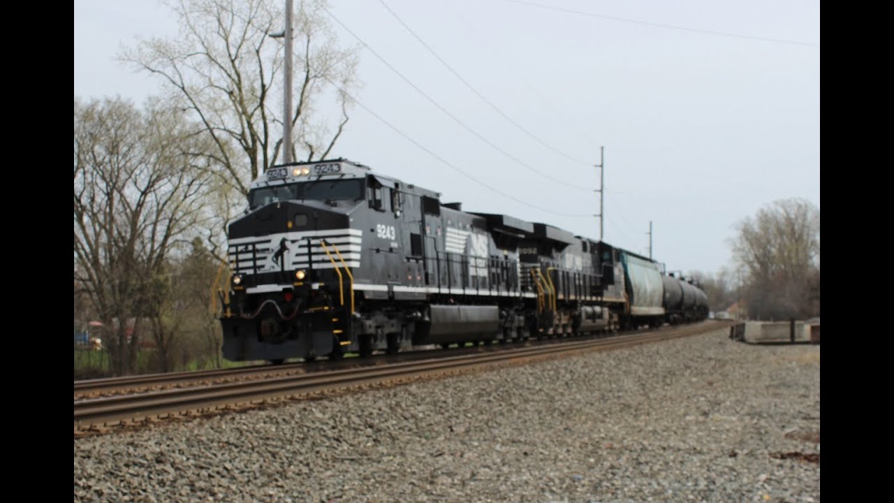 NS C44-9W #9243 (K5H horn) & ES44AC #8092 lead a WB Empty Ethanol Train @ Millbury | 5/19/15 ...