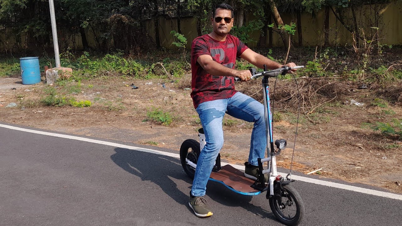 very light weight 🧑‍🚒mini electric scooter at home, 💯 25 km at single ...