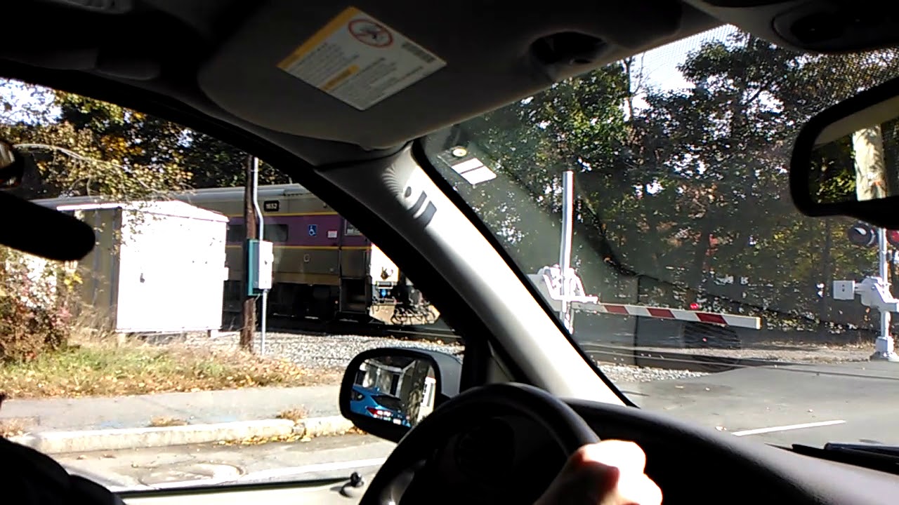 MBTA Railroad Crossing in Hamilton, MA - YouTube