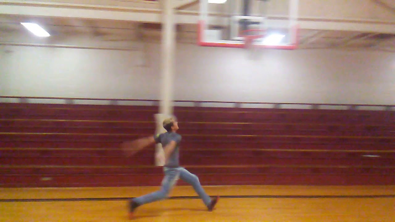 Hanging on a 10ft rim off 1 - YouTube