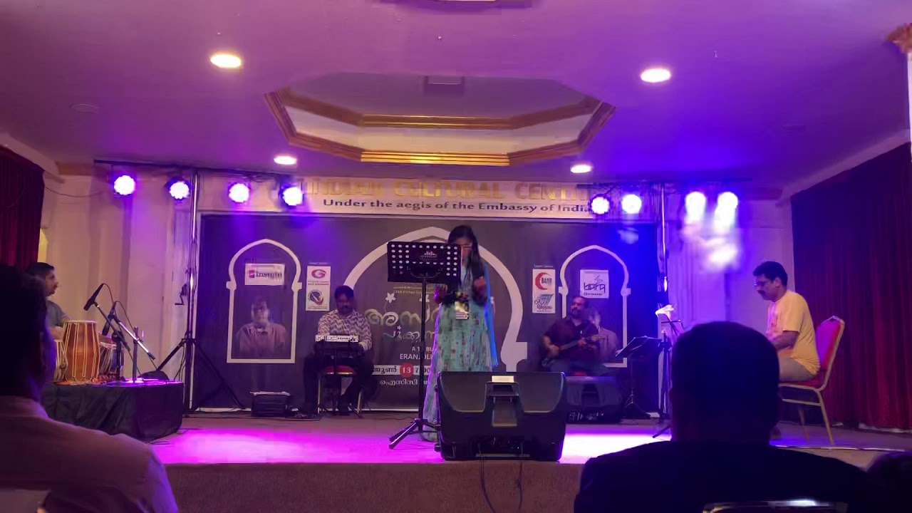 Kaanakkinavothiri....Mappila song by Devika Rajeev - YouTube