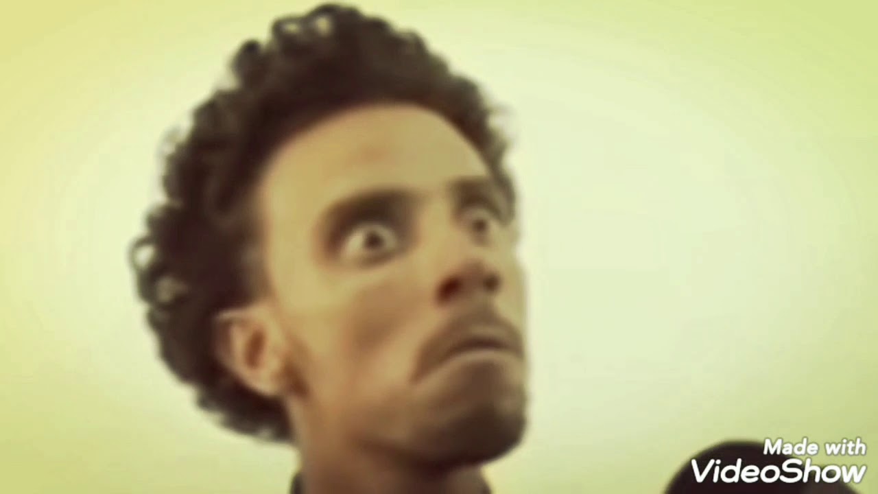 Tomando capote na demo do Resident evil 3 - YouTube