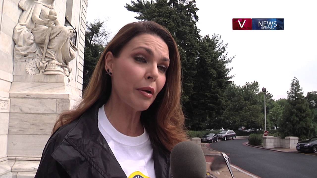 OEA #CartaDemocratica - Barbara Palacios Miss Universo 1986 - YouTube