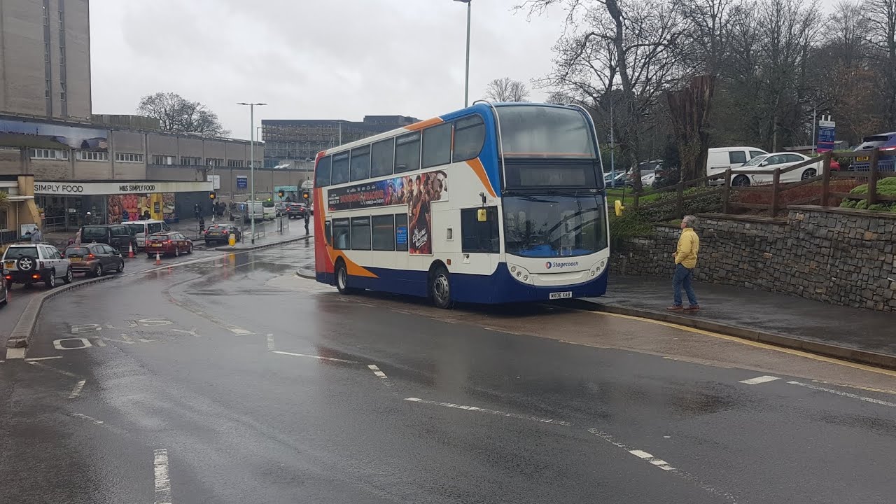 19006 MX06 XAE Euro 3 enviro 400 trident - YouTube