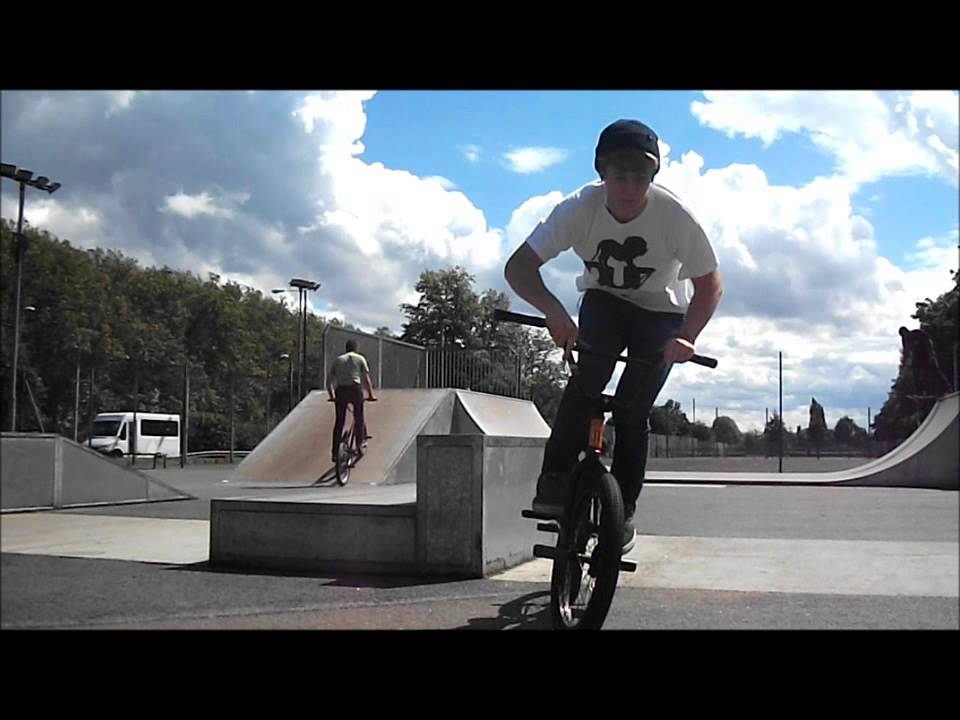 Joe Loftus Bmx Edit - YouTube