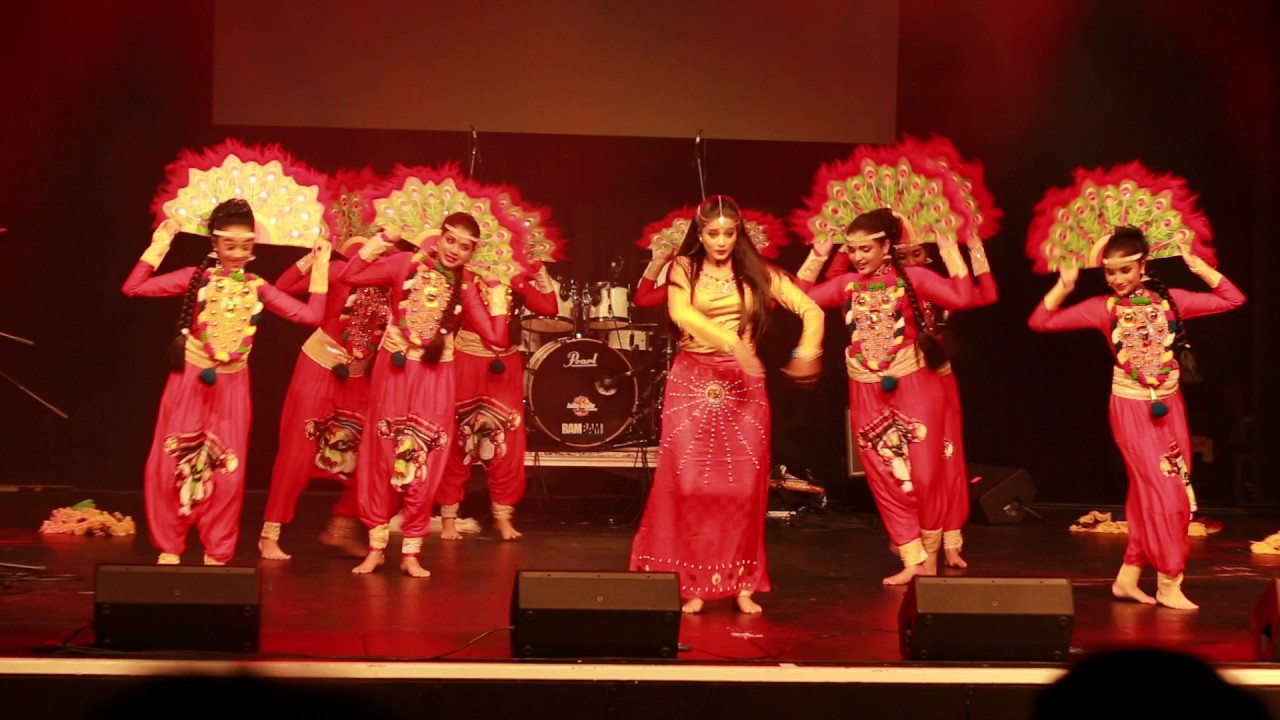 Priyamani dance— Sydney show - YouTube