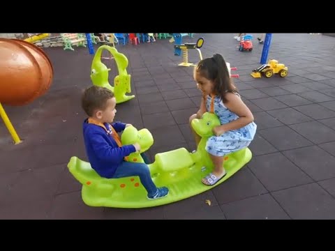 Dinozorlu tahterevalli ye bindik🦖🦕 #shorts