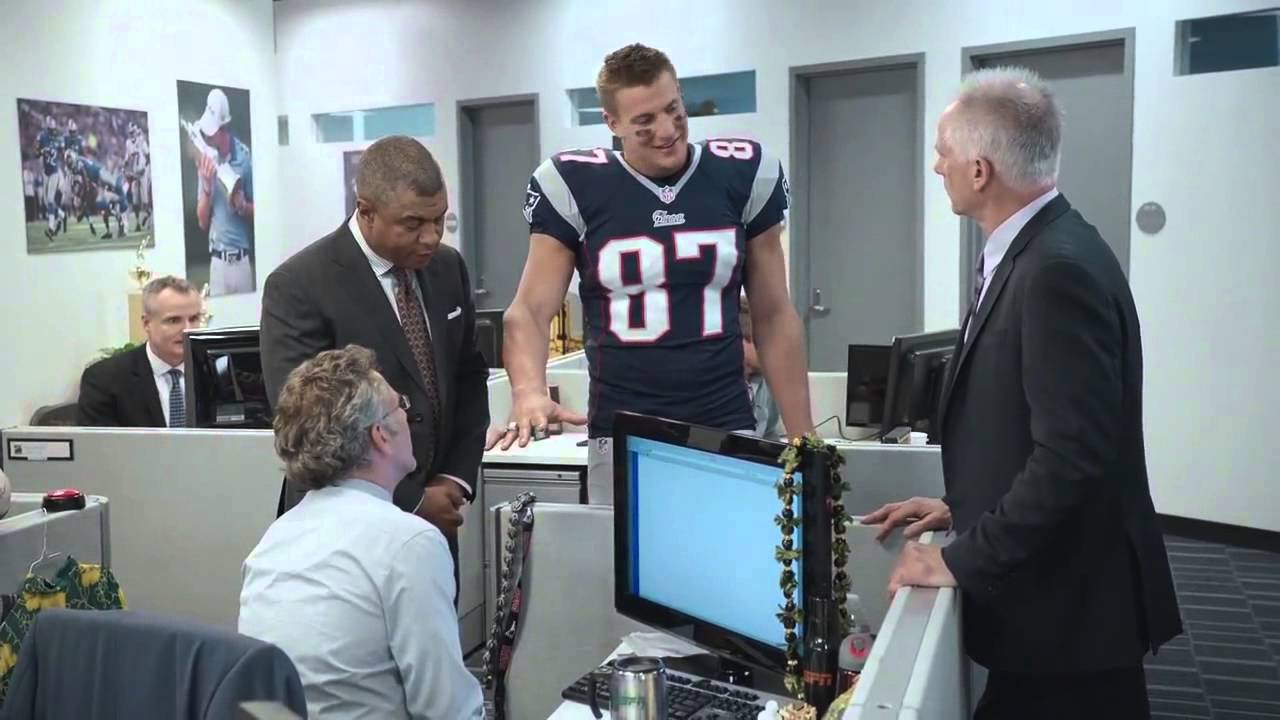 Rob Gronkowski This Is SportsCenter Ring - YouTube
