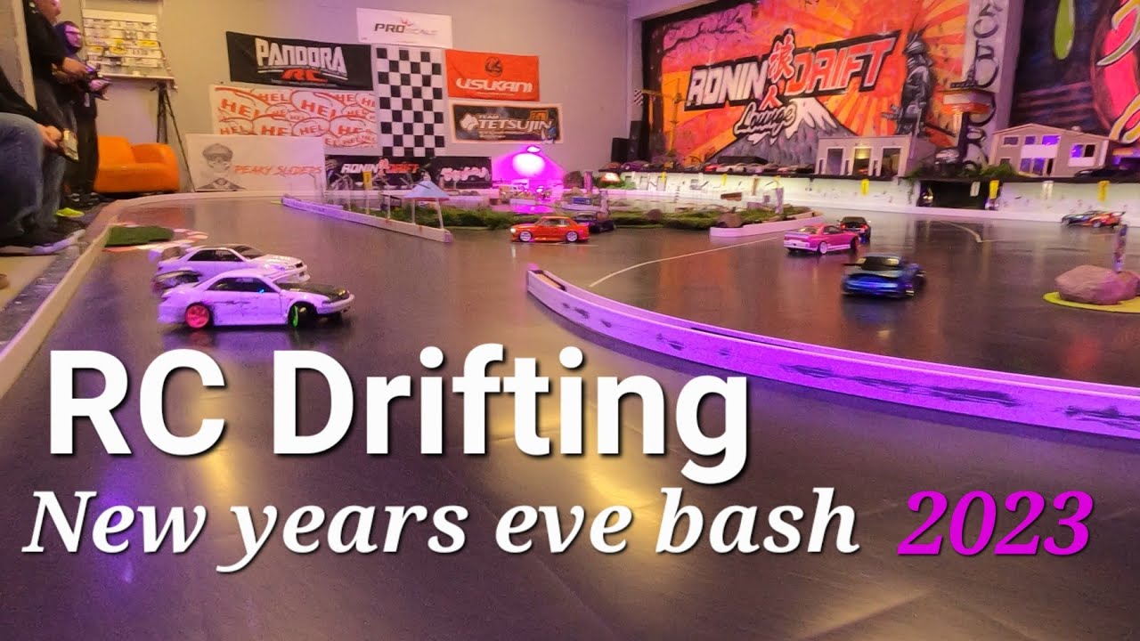 RC Drifting on the new p-tile at Ronin Drift Lounge - YouTube