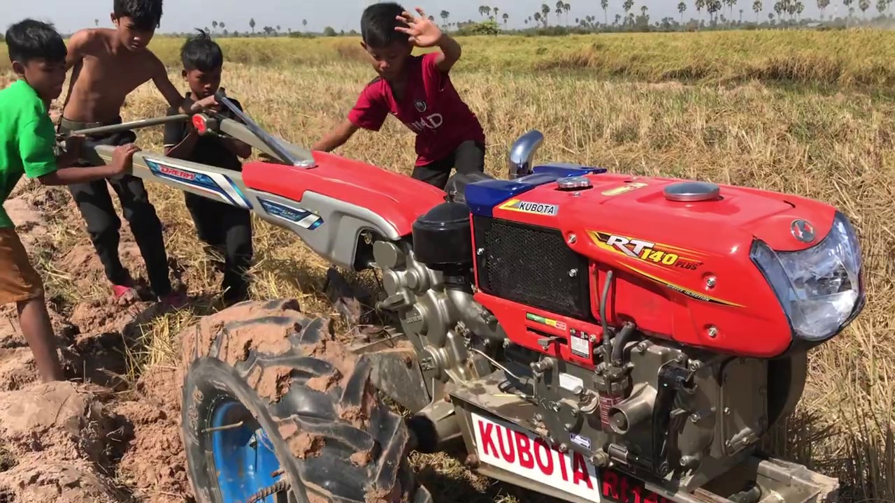 kubota thailand tractor kubota khmer - YouTube