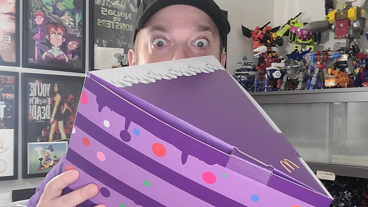 Grimace's Voice Actor Daniel Ross Unboxes the mystery Birthday cake ...