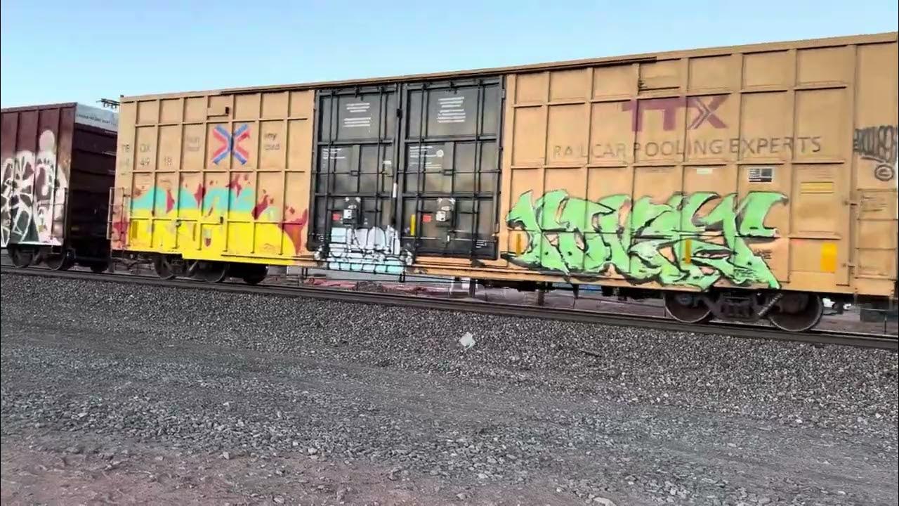 BNSF #3992 Lead’s The H-DENAMS1-28A Through Crews, CO C4 Leader 2/28/2025. - YouTube