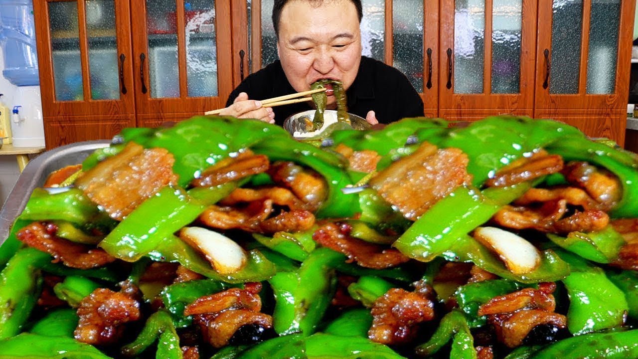 1 pound of screw pepper, Aqiang makes ”stir-fried pepper with pork ...