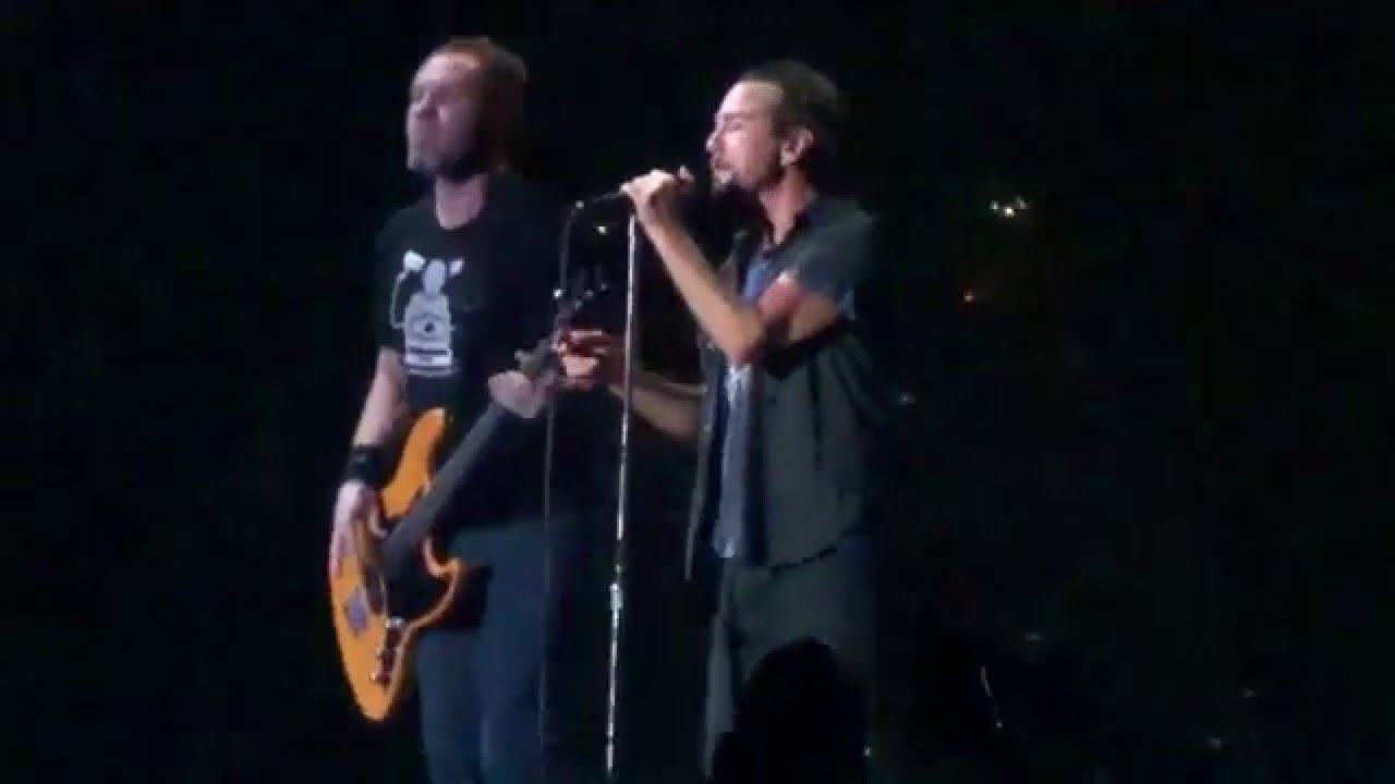Pearl Jam - Once - Estadio Único de La Plata 07/11/2105 - YouTube