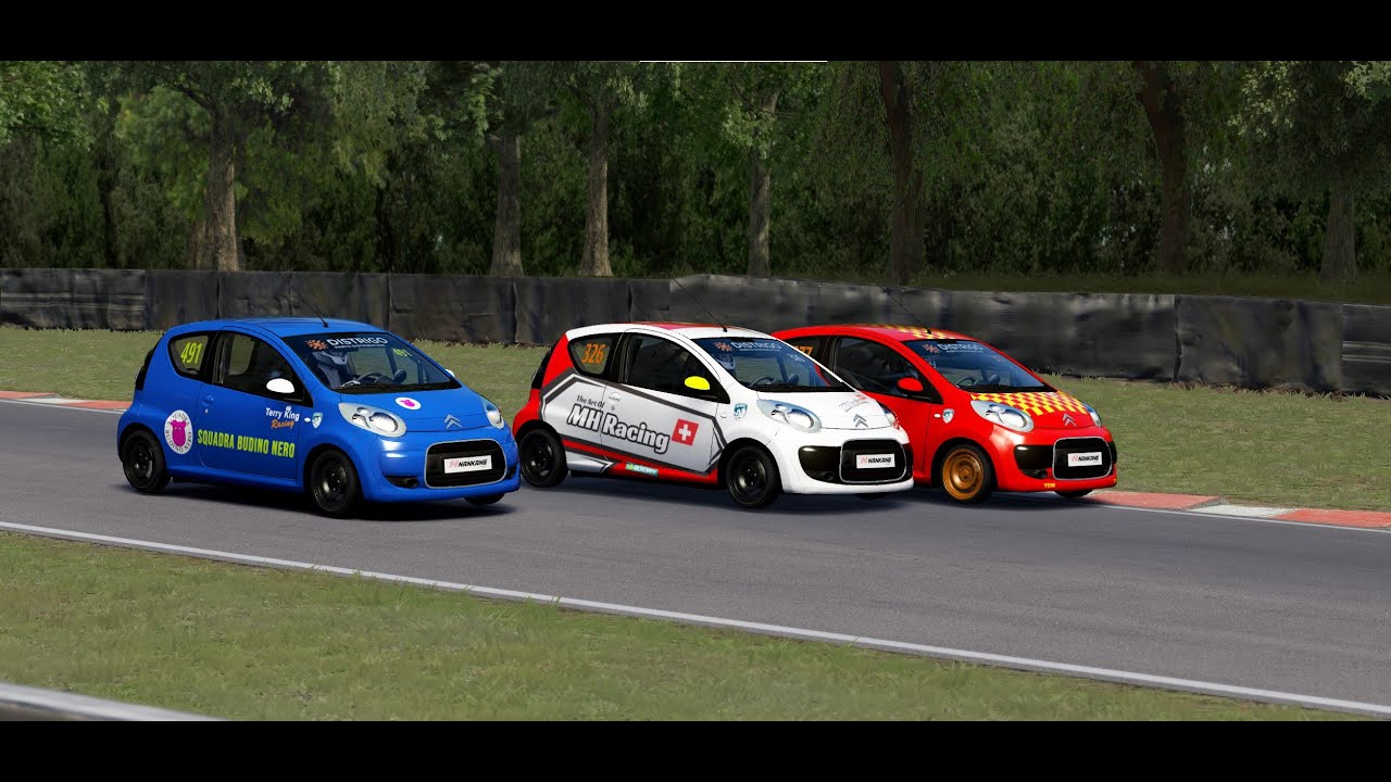 First laps of C1 Cup - YouTube