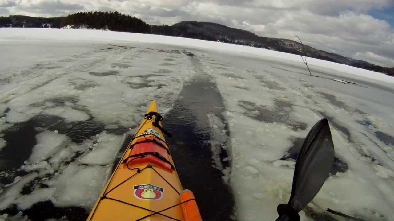 randonnée en kayak sur le lac achigan du 14 Avril 2013. - YouTube