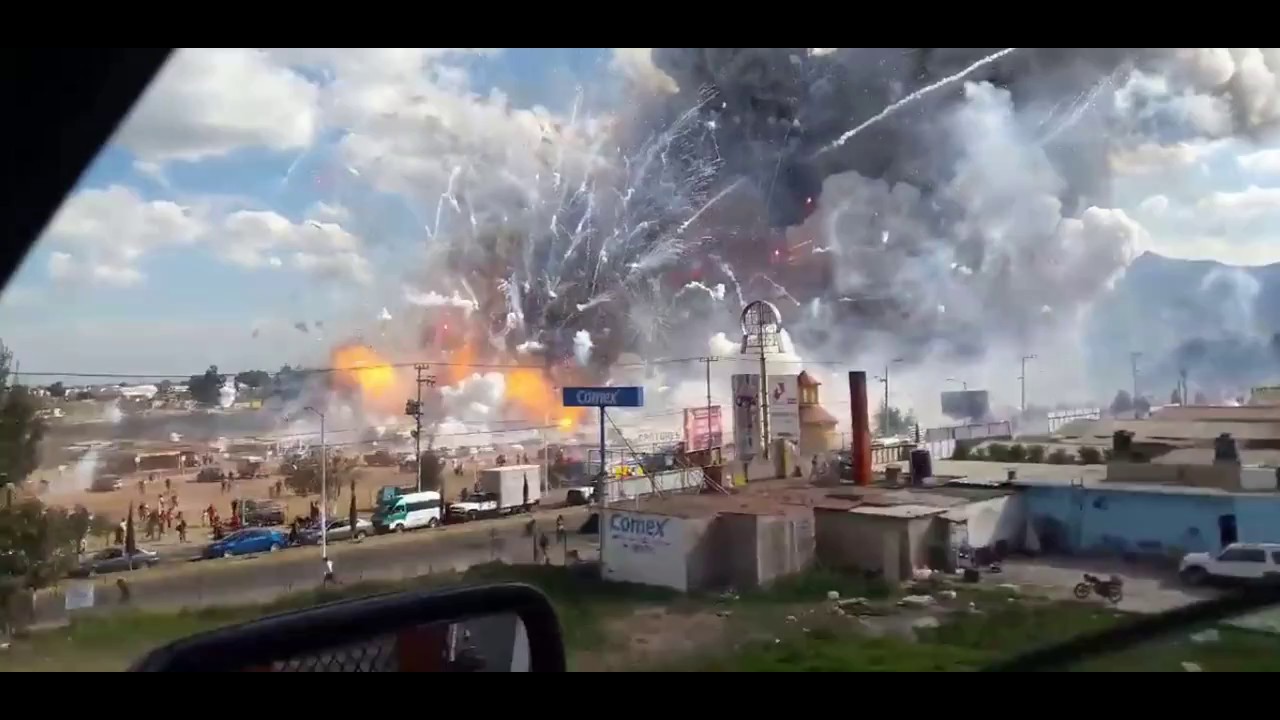 Impactante Tragedia!! Explosion del Mercado de Cohetes San Pablito en ...