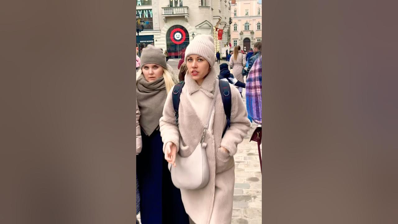 Конкретна мала Львів дівчата центр львівплощаринок Youtube