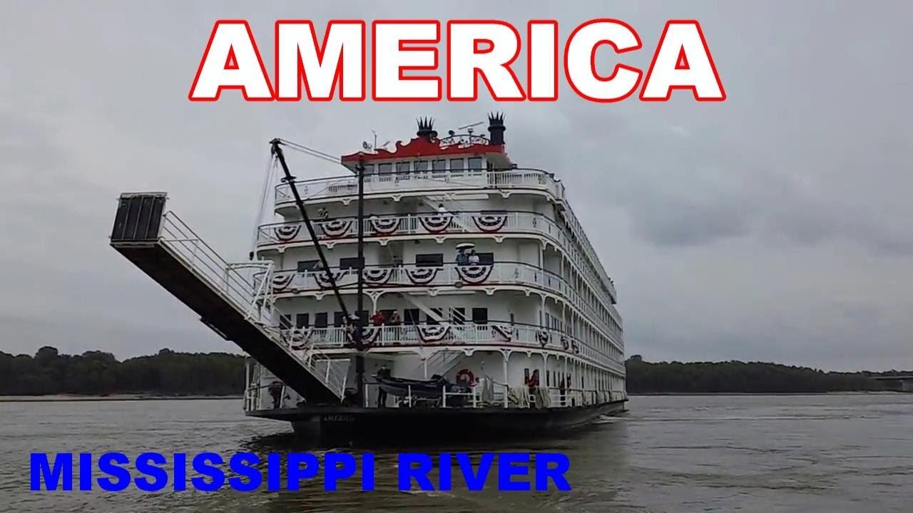 Riverboat AMERICA - MISSISSIPPI RIVER (Arriving at Riverfront Park ...