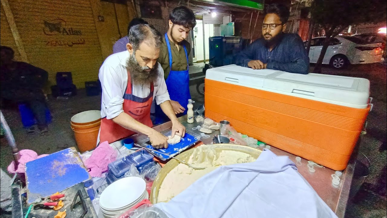 Most Famous Cheapest Street Food Ever you seen In The World - YouTube