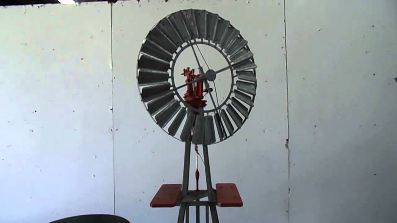 Model Windmill Display. Colac Victoria, - YouTube
