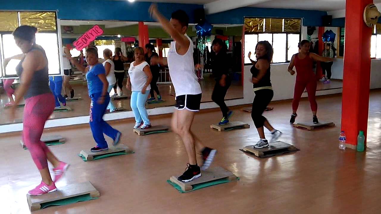 Step Dance Duranguense Alejo Villarreal - YouTube