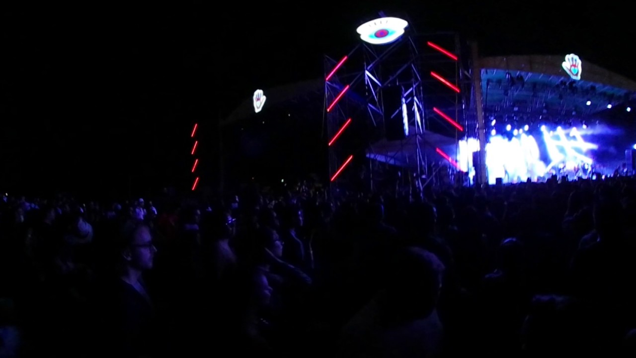 Los amigos invisibles -Ponerte en 4 - L4tidoMx - YouTube