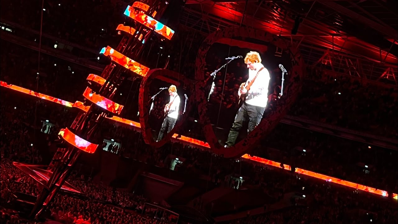 Ed Sheeran - Shape of You Live at Wembley Stadium 29.06.22 - YouTube