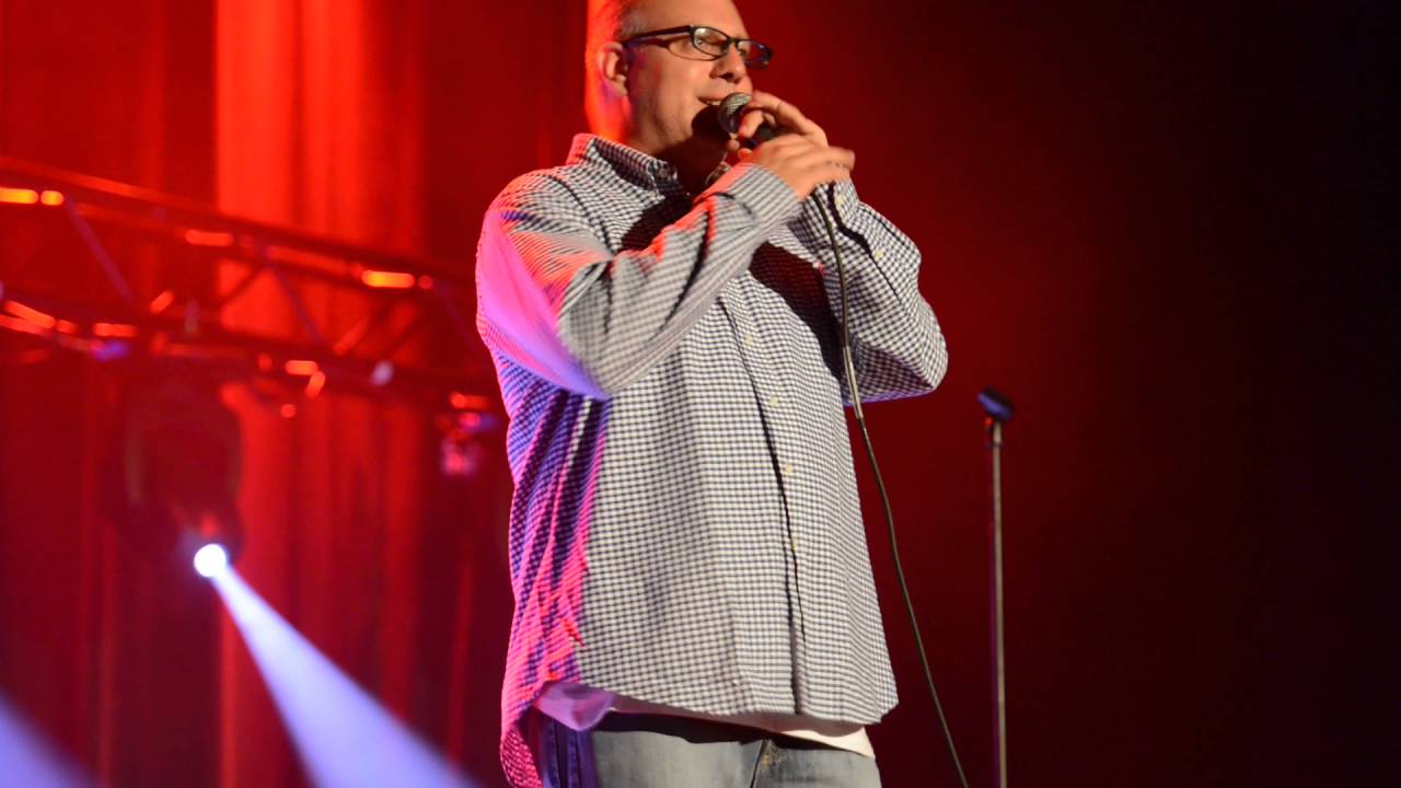 Neil Snyder opening for Creed Bratton live at the Lafayette Theater 8 ...