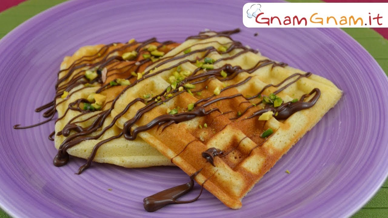 Ricetta facilissima per preparare i WAFFLE fatti in casa! - YouTube