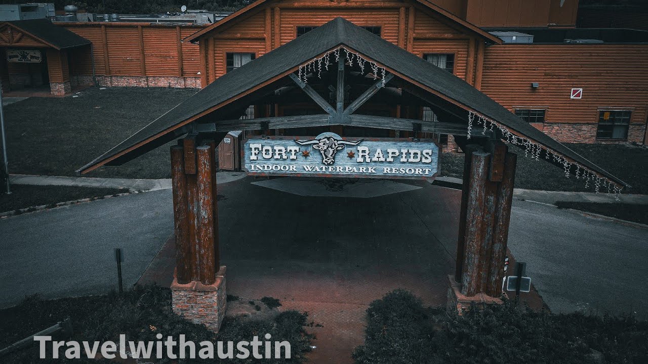 Fire at the Abandoned Fort Rapids Waterpark - YouTube