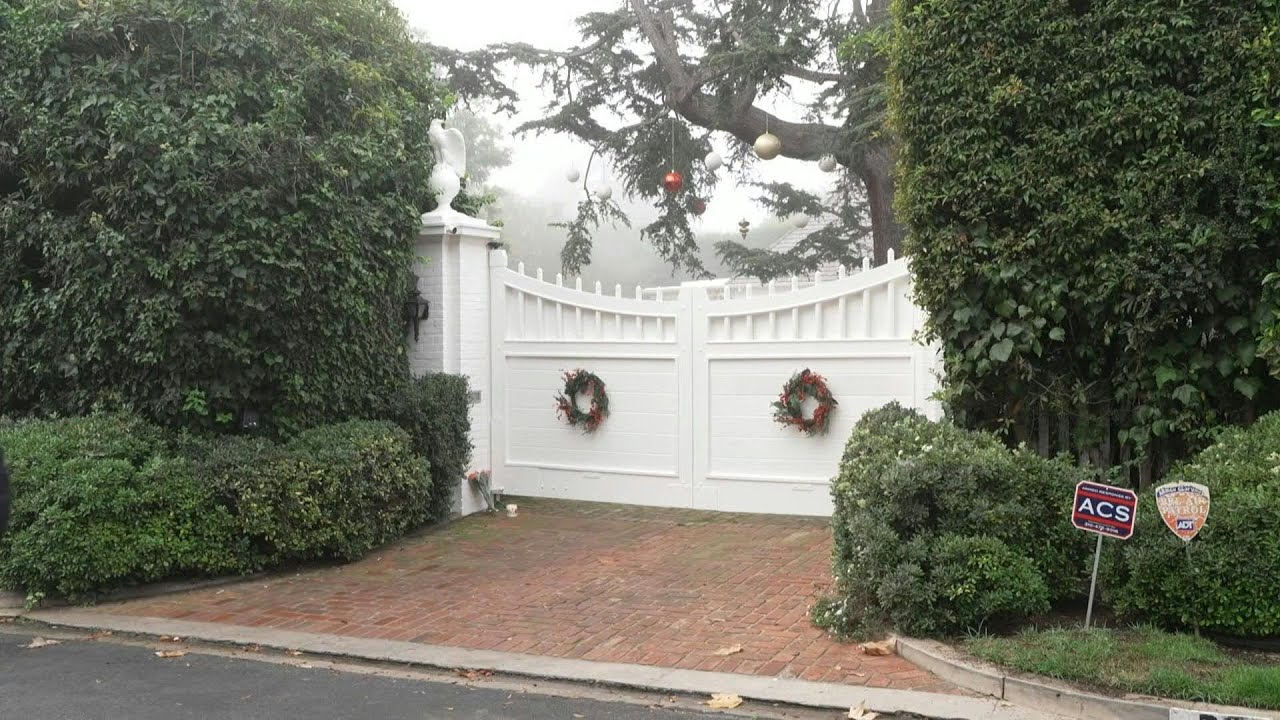 Entrance of Rob Reiner's house where the US actor and his wife were ...