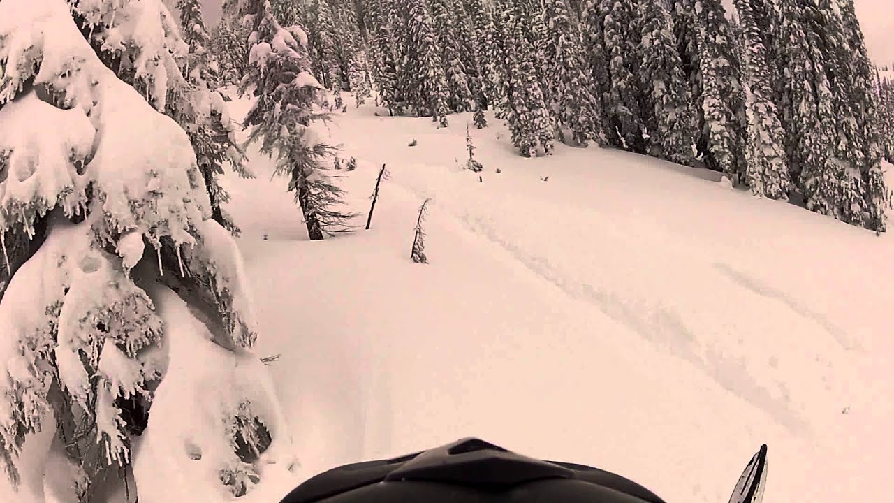 Revelstoke Sledding 11/25/2011 - YouTube