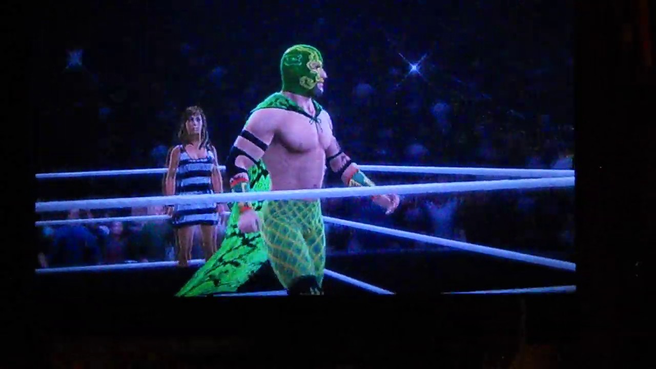 WWE2K PJ BLACK VS DRAGON AZTECA JR ENTRANCES - YouTube