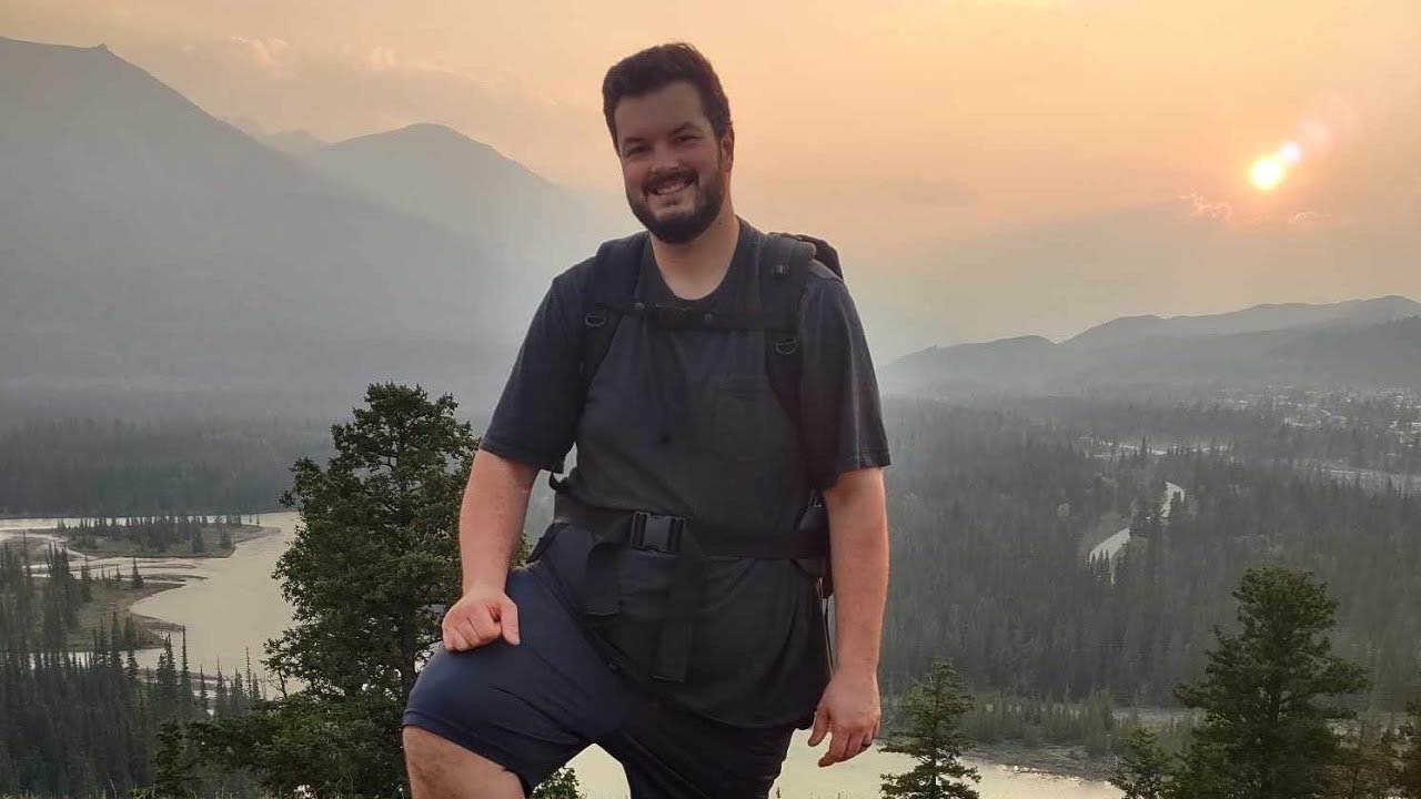 Man Loses 135 Lbs to Climb a Mountain - YouTube