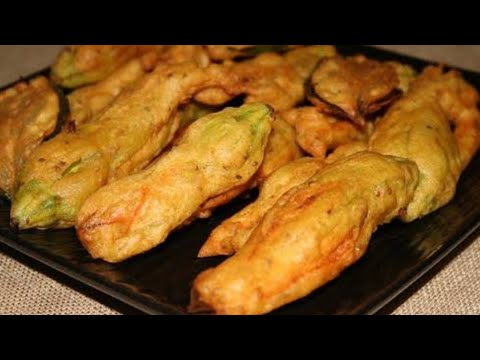 PUMPKIN FLOWER PAKODA || INDIAN CRISPY SNACKS RECIPE || কুমরো ফুল বোরা ...