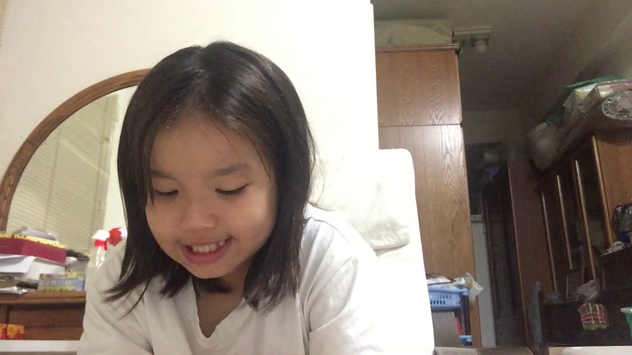 英文繪本 Ladybug Girl at the beach - YouTube