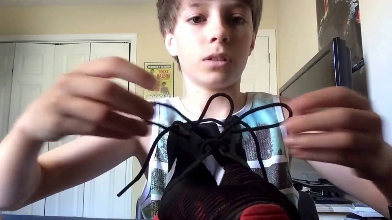 HOW TO LACE YOUR ROCHE RUNS!!!! - YouTube