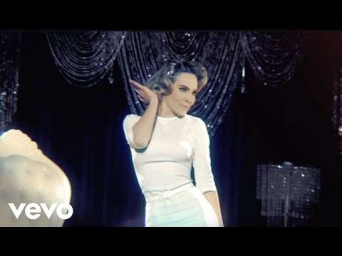 Belinda - I Love You... Te Quiero ft. Pitbull