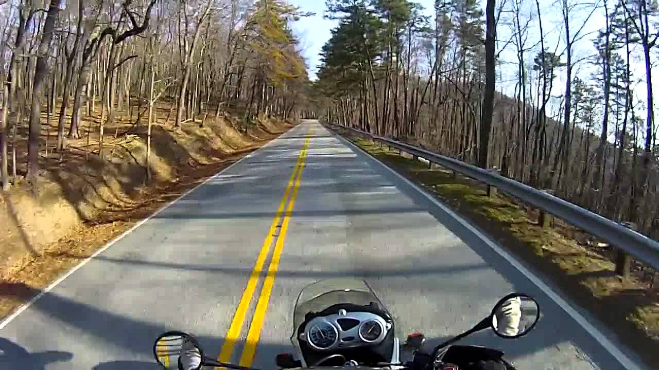Highway 276 to Caesars Head State Park - YouTube