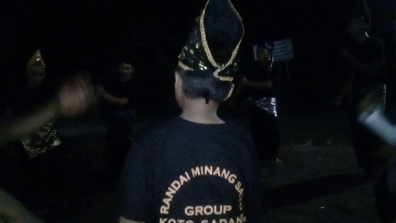 Randai minang saiyo.andam oi andam - YouTube