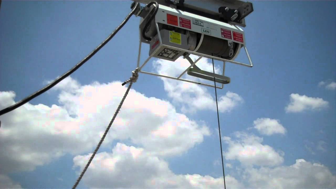 Beta Max Leo XXL Variable Speed 2000lb Hoist - YouTube