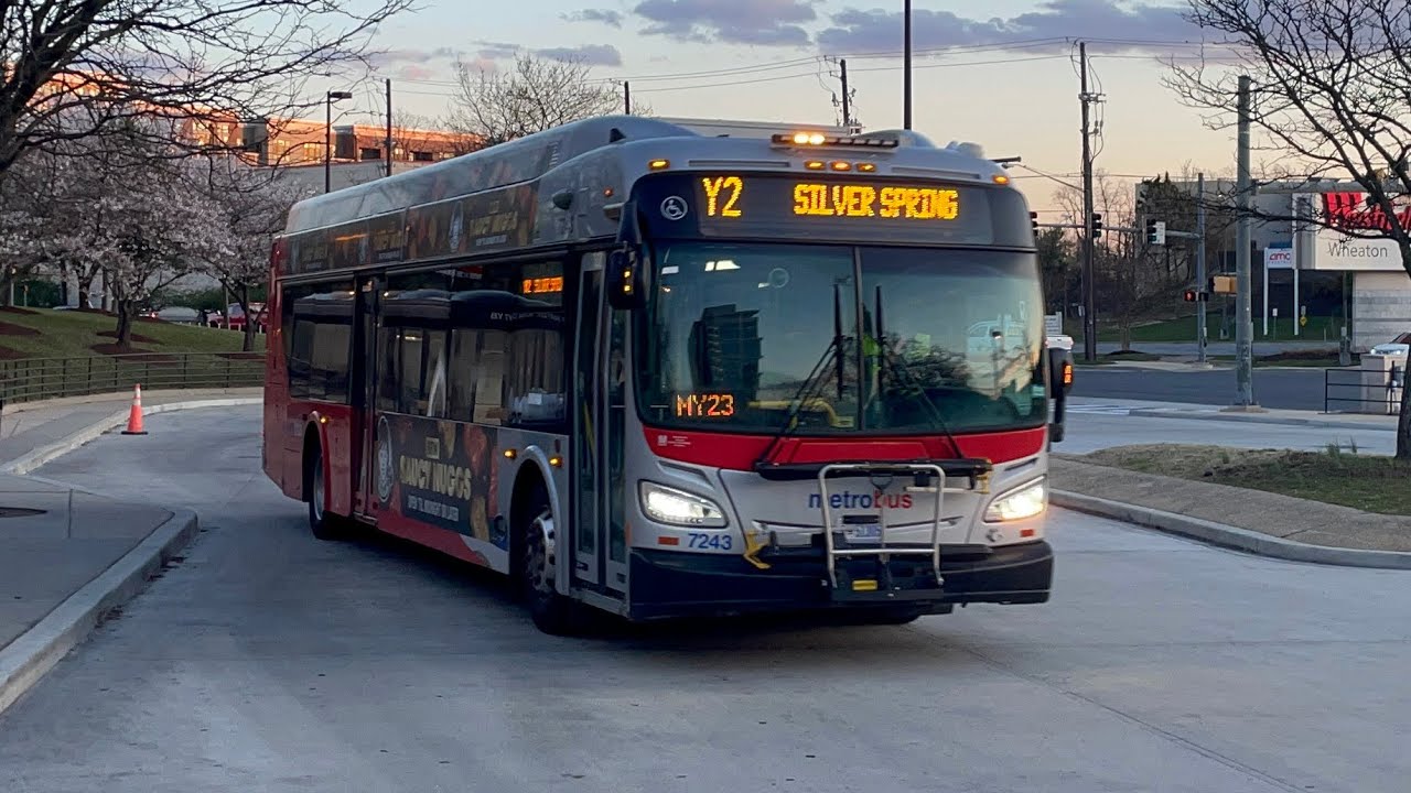 WMATA Metrobus & Montgomery County Transit Ride On Action at Wheaton ...