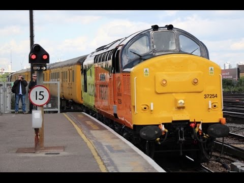 (HD) Colas 37254 + 37025 on PLPR Test Train @ CLJ & MIL 22/04/2017 ...
