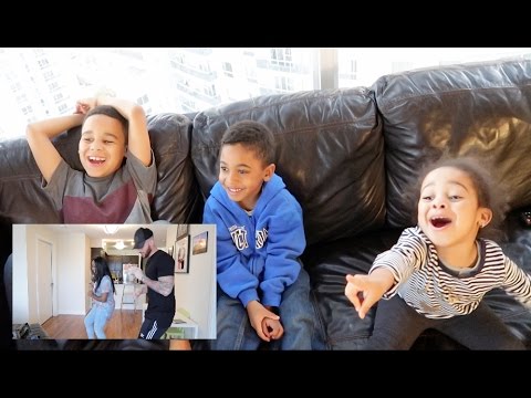 THE KIDS REACT TO MY DANCING!! - YouTube