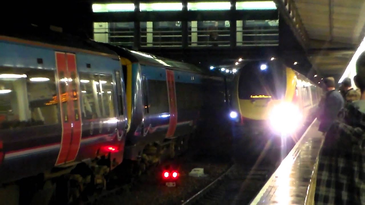 EMT Class 222, 222009, 1C77 Arriving into Sheffield (12th October 2013 ...