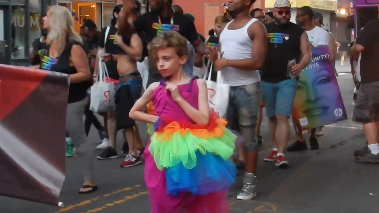 Desmond is Amazing: 10-Year Old Drag Queen at Brooklyn Pride 2017 - YouTube