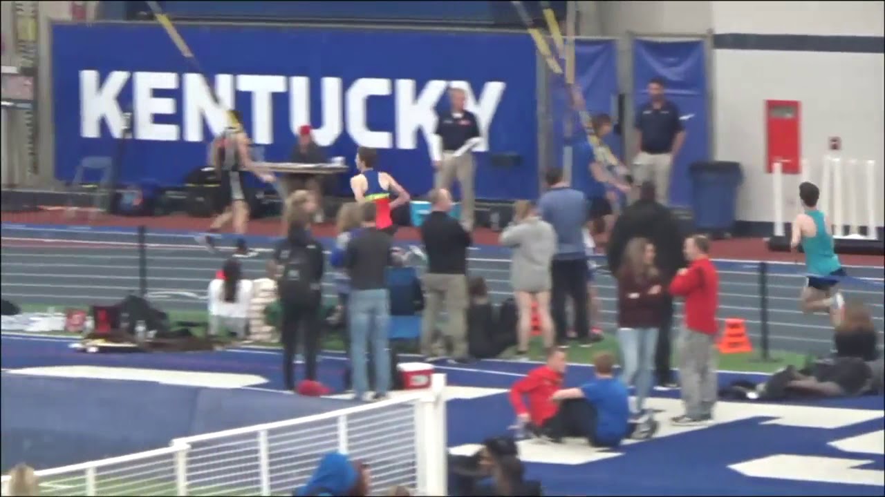 Dustin Horter Has Nasty Kick At UK High School Invite - YouTube