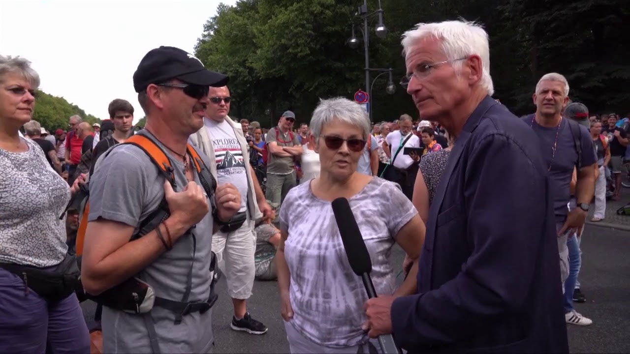 Peter Weber mit einer Zusammenfassung von Bürgerstimmen bei der ...